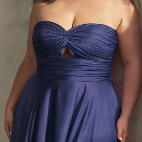 Cinderella | Dresses | New Long Off The Shoulder Sleeveless Aline Satin ...